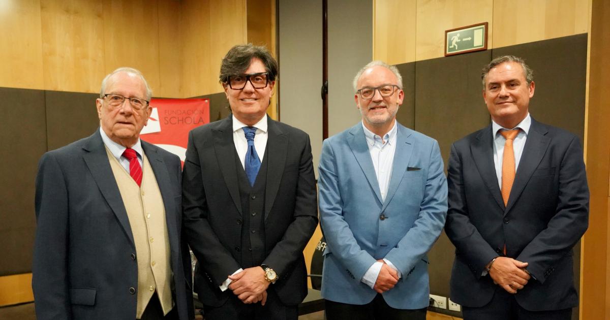 Alejandro Ruelas-Gossi: “La IA solo acabará con los empleos de no pensar”