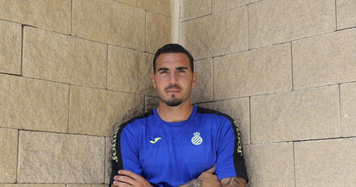 FÚTBOL / REAL VALLADOLID: Roberto ya está en casa