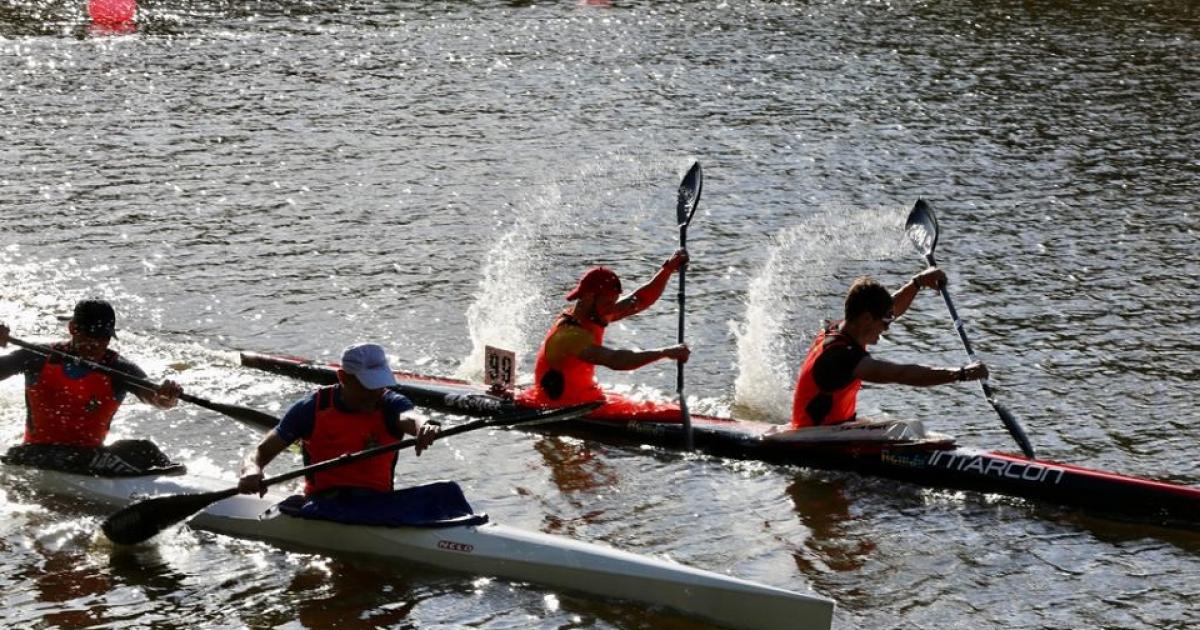 PIRAGÜISMO: Nada como remar en casa