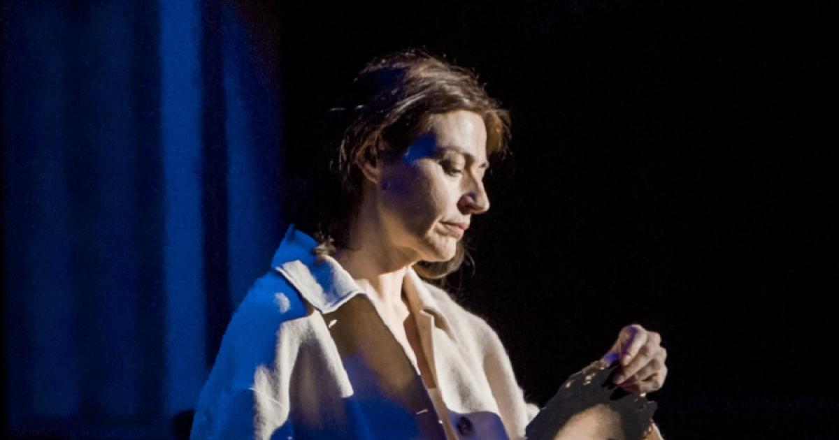 El Calderón baja el telón con un canto al arte insobornable en la voz ...