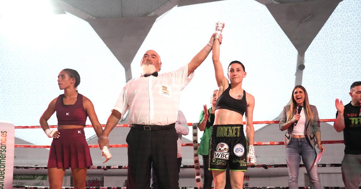 Las imágenes del triunfo de Isa Rivero en el estreno en el peso átomo