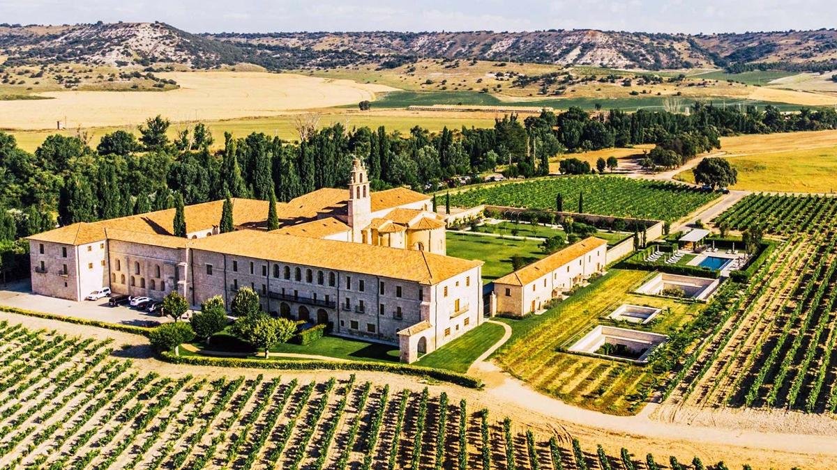 "Expectación" en Sardón ante la boda de la hija de Antonio Banderas ...