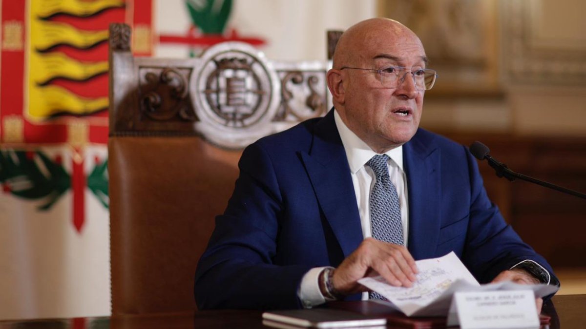 Carnero carga contra Puente por el pago aplazado a la SVAV: "Es ...