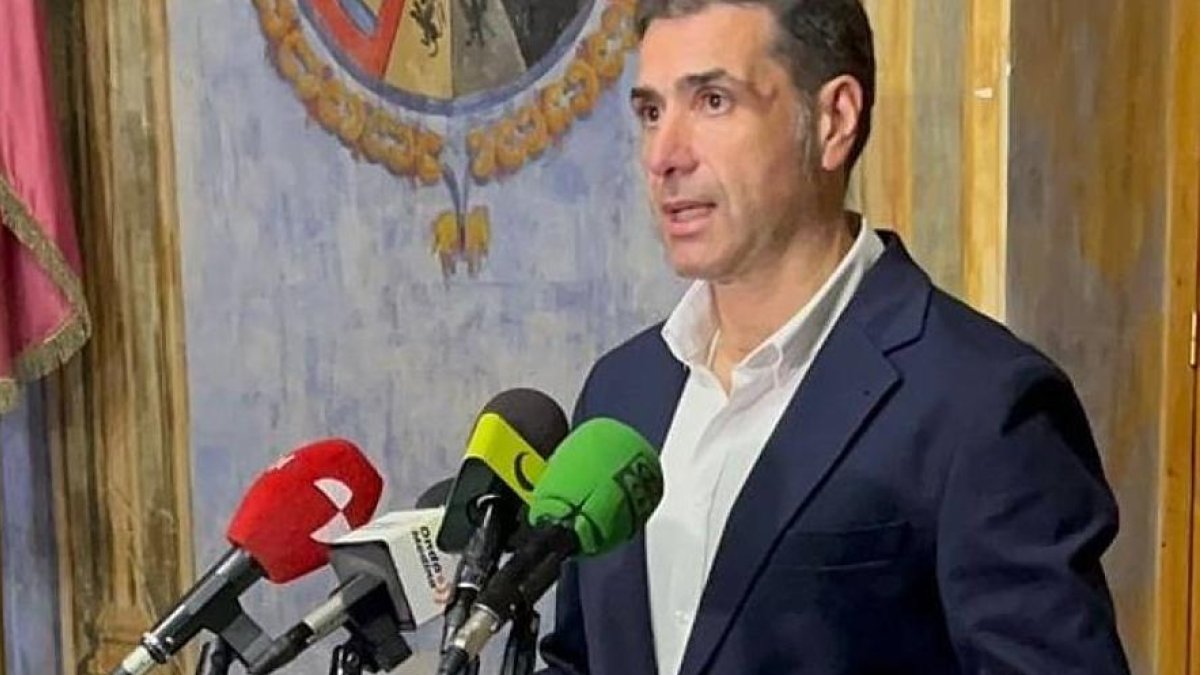 El candidato de Vox en Medina del Campo abandona el partido: «Me siento ...