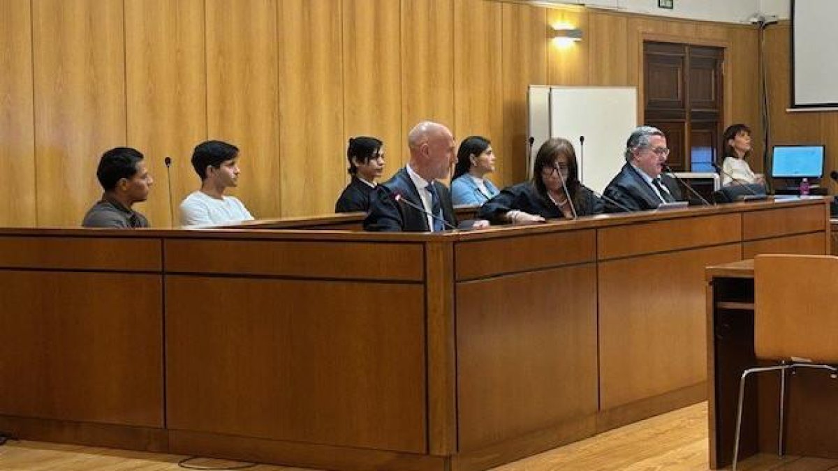 Una de las mujeres explotadas sexualmente en Valladolid: "Al llegar a ...