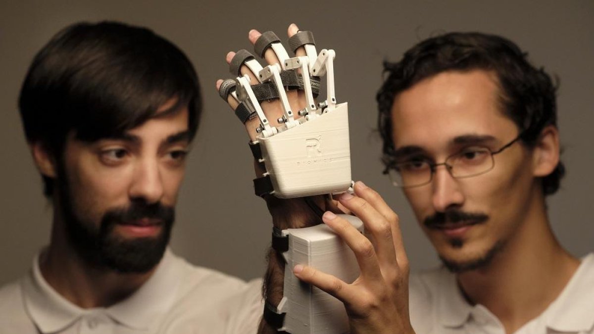 Un guante para mejorar la movilidad de la mano