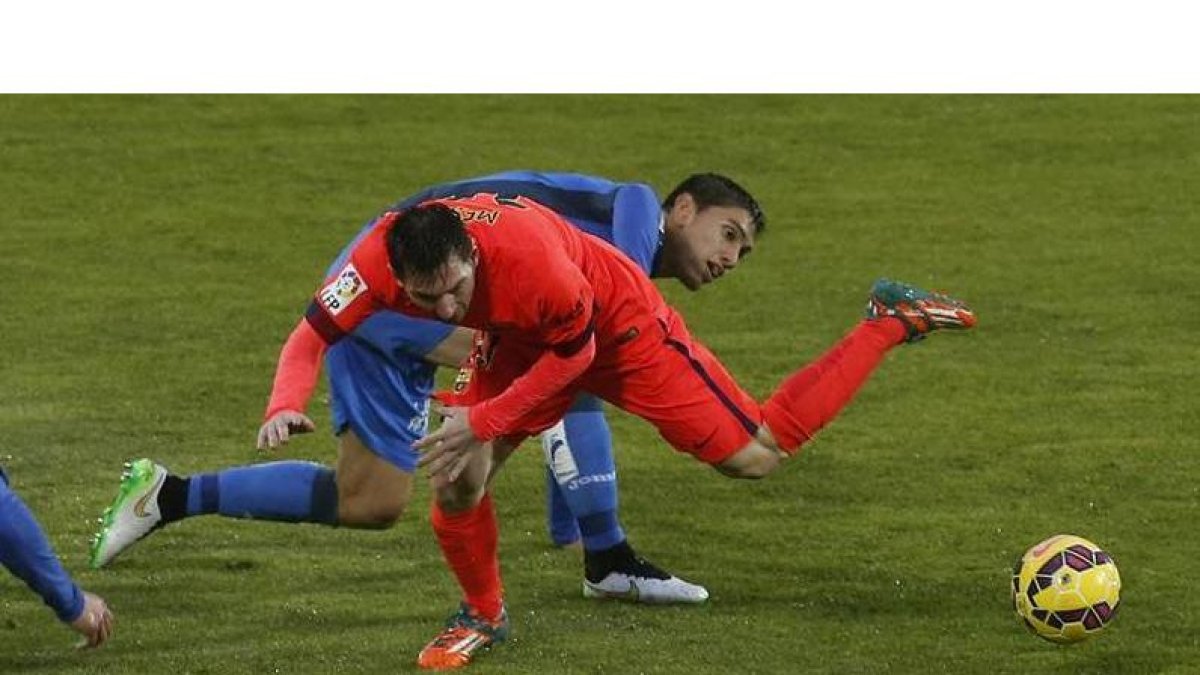 El Barça cae en el cerrojazo del Getafe y se aleja del Real Madrid