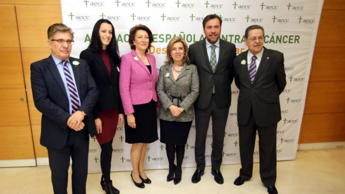 La presidenta de la AECC pide “estabilidad” en los fondos para ...
