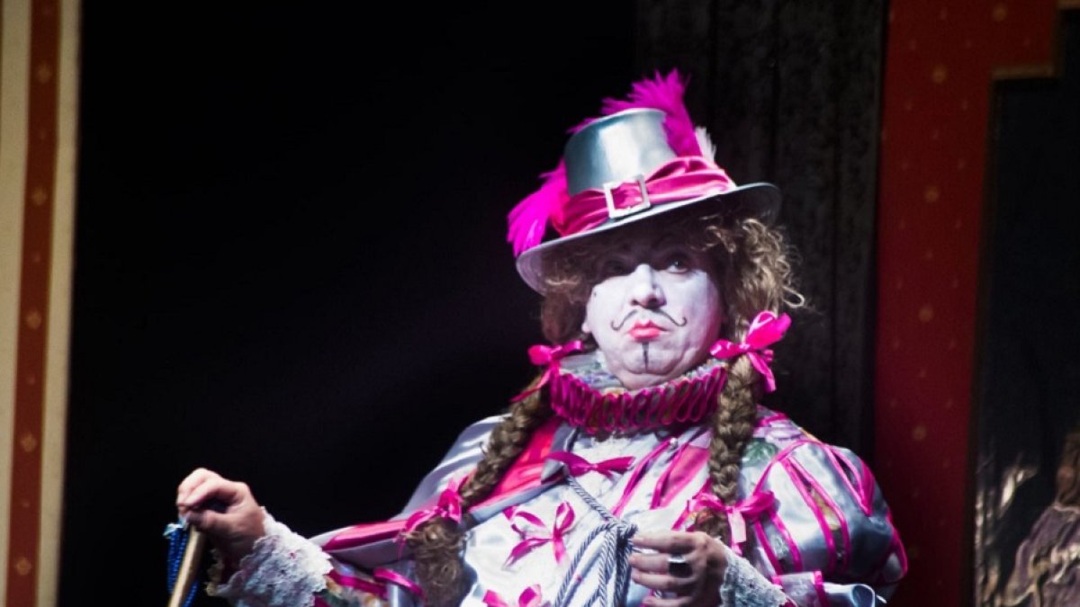 Arcón de Olid celebra con un Moreto en el Zorrilla sus 25 años