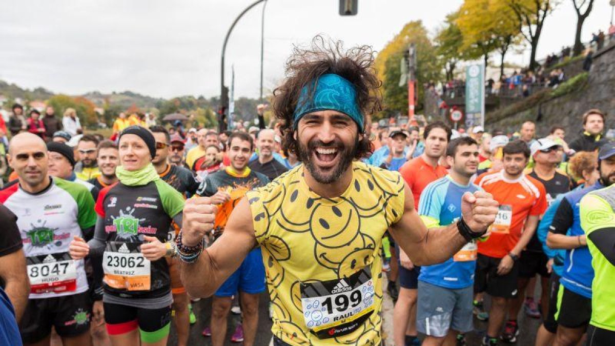'Maraton man' vuelve a correr por medio mundo
