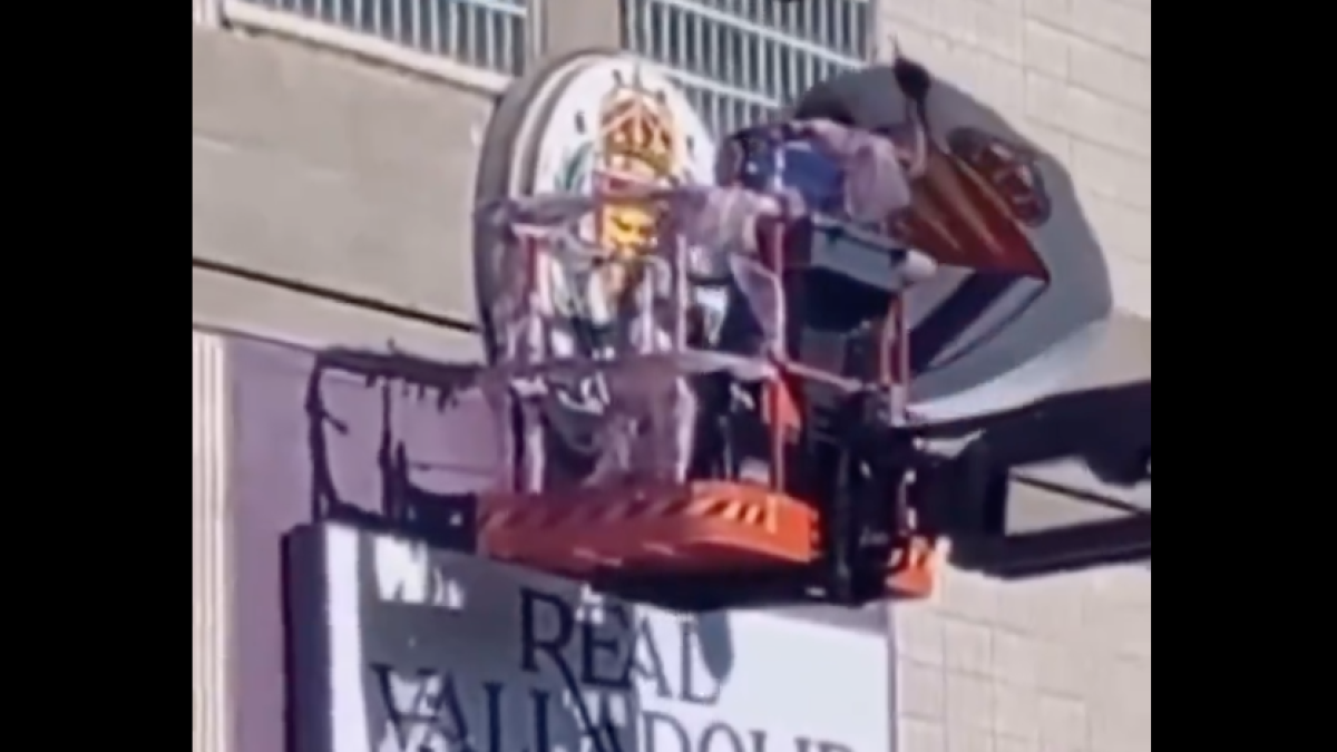 El anterior escudo del Real Valladolid ya luce en el Zorrilla