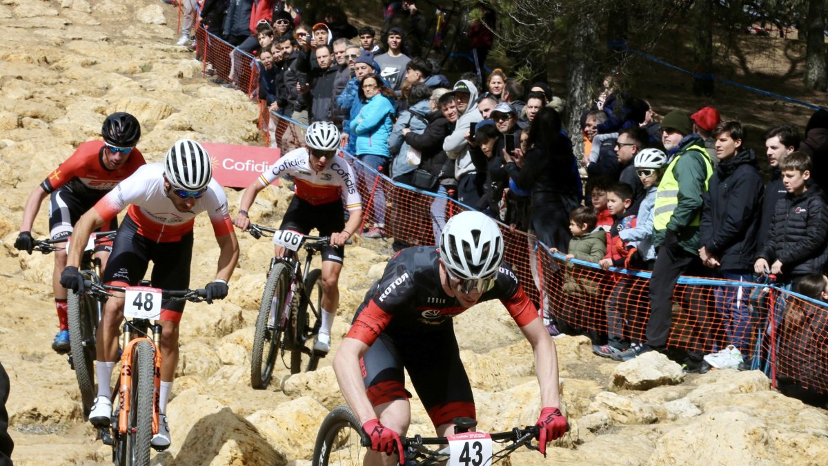 Lucía Gómez y Alberto Barroso asaltan la Copa de España de BTT en Valladolid