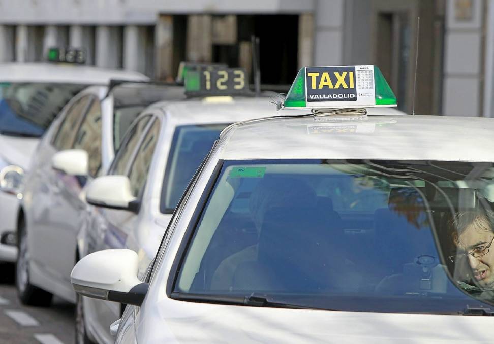 Coger el taxi se encarece en Valladolid: estas son las nuevas tarifas