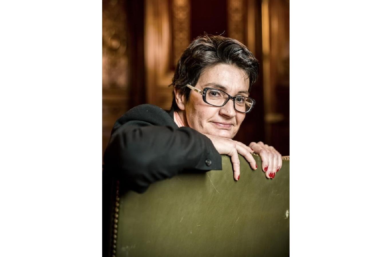 Nuria Ruiz de Viñaspre lleva a Bolivia los versos de ‘Las abuelas ciegas’