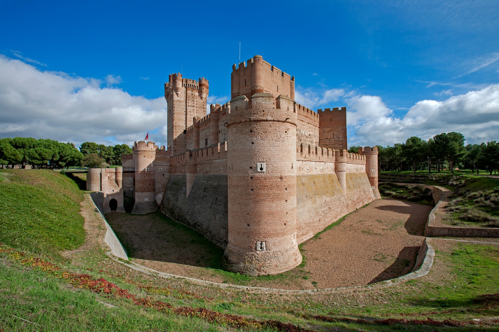 Televisión Española confunde el Coliseo de Roma con el castillo de la ...