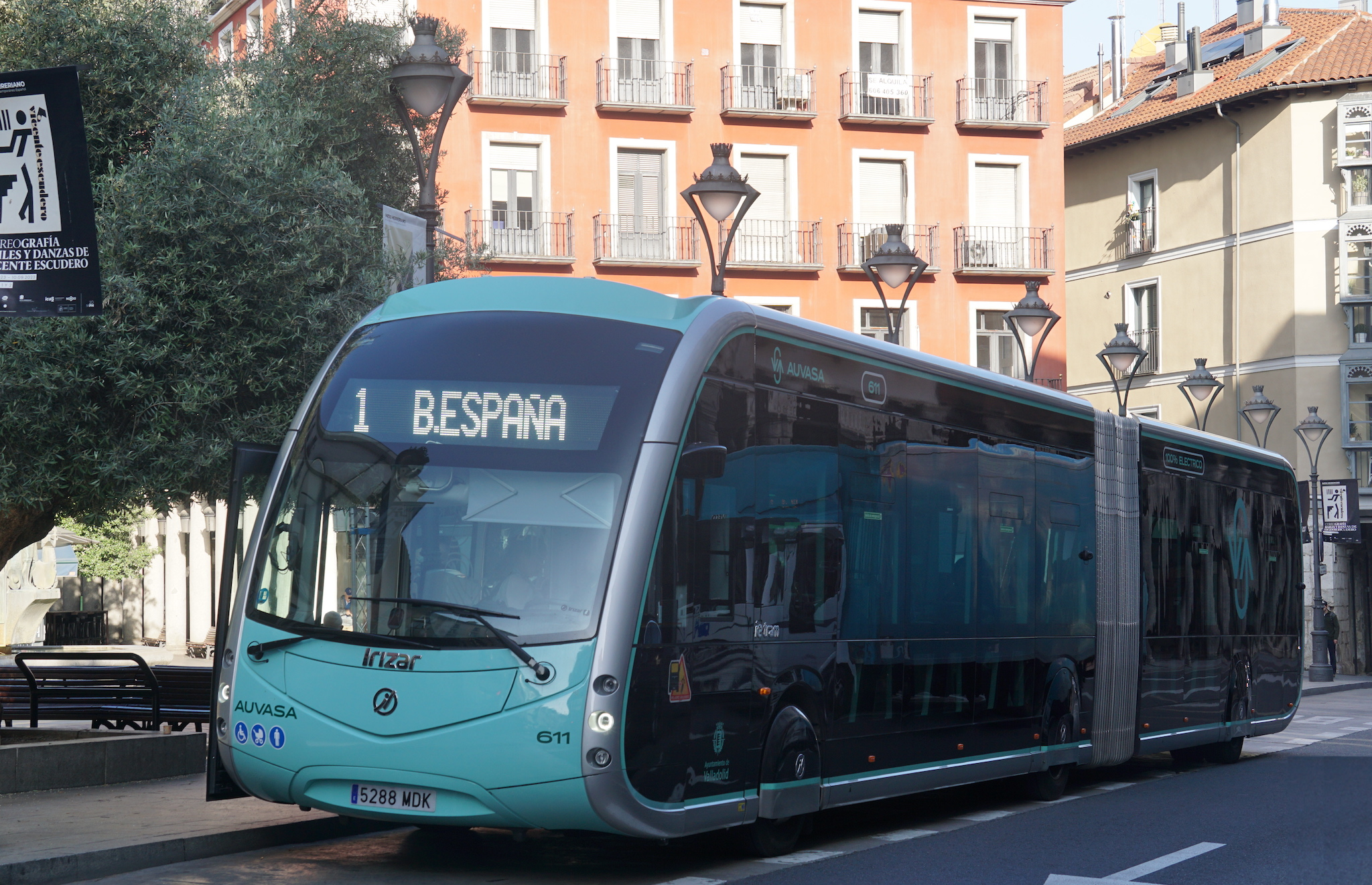 Auvasa reorganiza las rutas de buses en Navidad: estos son los nuevos ...