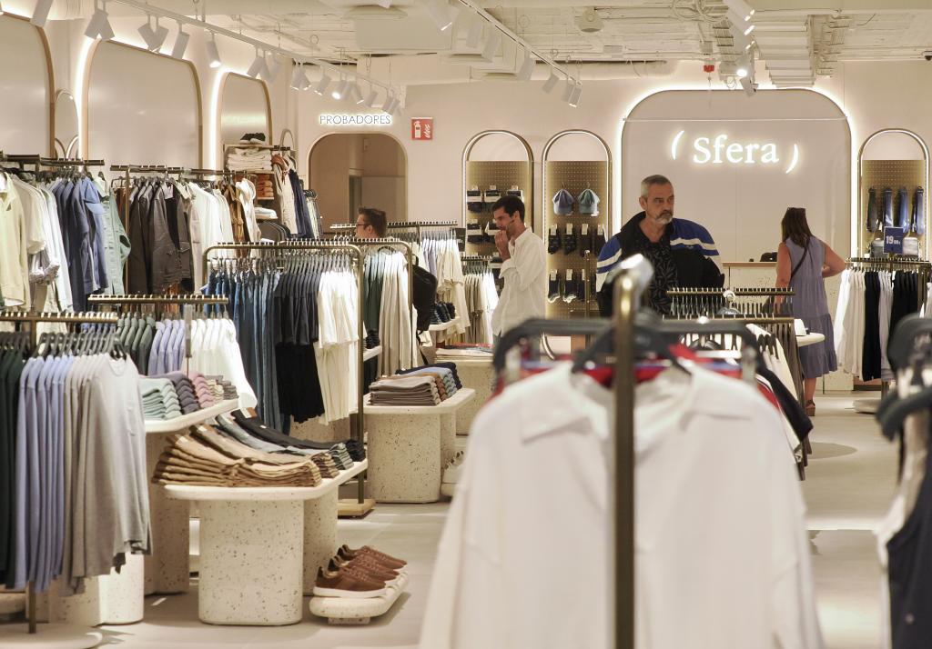 Sfera reabre su tienda de la calle Santiago de Valladolid: así luce ...