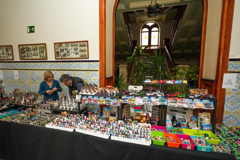 El baúl vintage de Playmobil y Lego se abre para los coleccionistas en ...