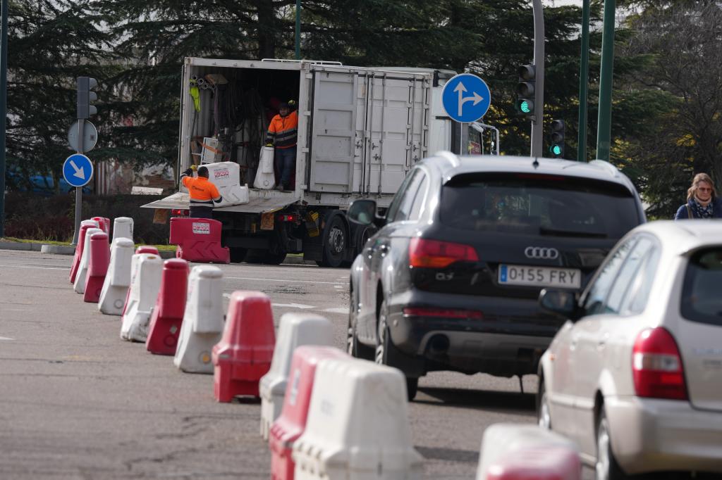 Las obras del colector de Daniel del Olmo en Valladolid cortan ya un carril